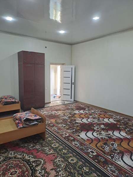 Arenda uchastka beriladi 1 xona oʻyla qizlaga 300