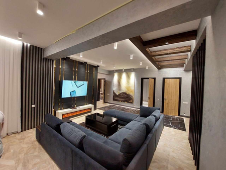 Super skitka Abu Dabi super house
