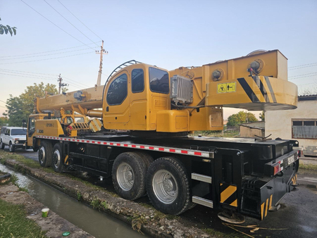 Avtokran XCMG 50K