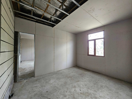 6 xonali qilingan 105m² 1-qavat sotiladi.