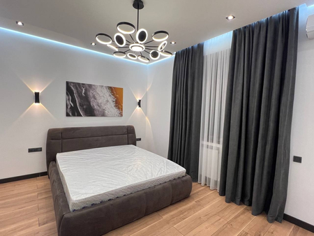 ПРОДАЕТСЯ 2/4/8
НОВОСТРОЙКА
ЖК Parisien
Golden House
(Яккасарайский ра