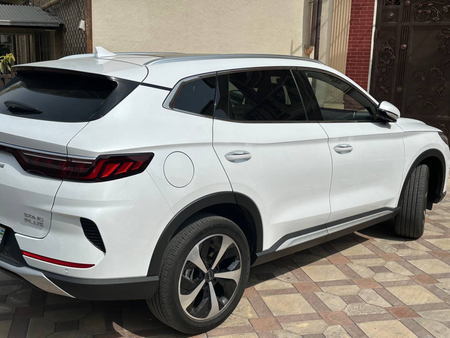 Byd song hybrid AWD