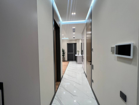 Премиум квартира Mirabad avenue 90 м²