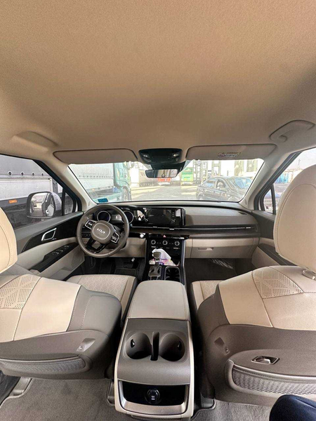KIA Carnival 2023