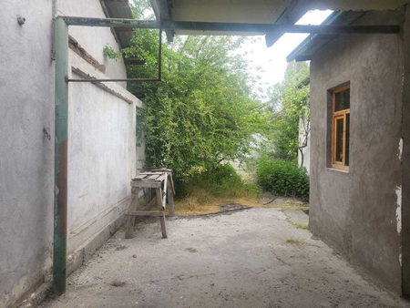 Miobod tuman 8-mart ko'cha hovli sotiladi.