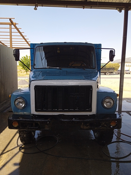 Газ  3307  сотилади