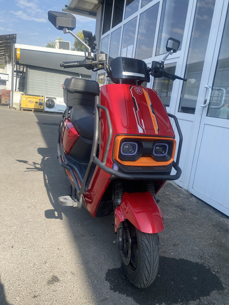 skuter moped vilosipet