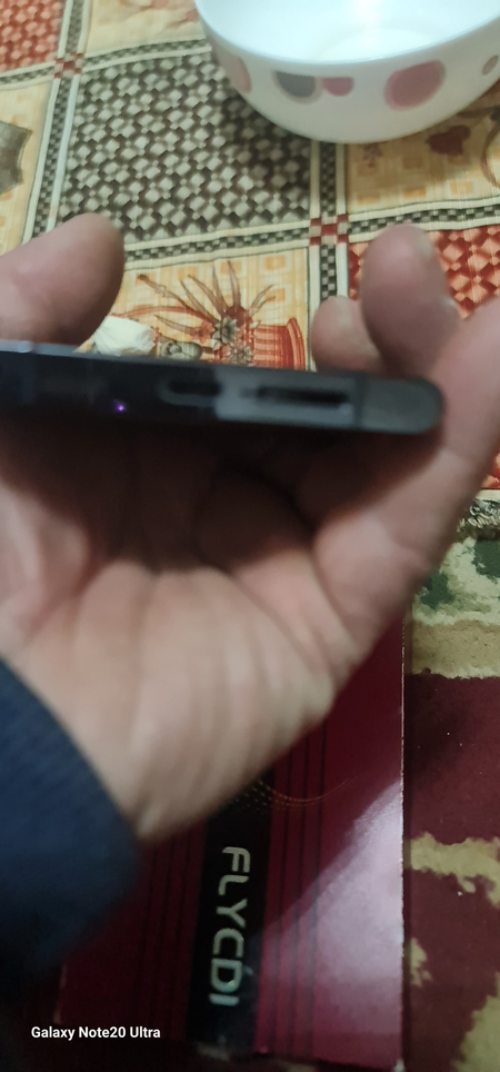 Samsung s 22 ultra Display sotiladi Koreyski yangi