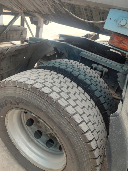 Daf 2003; pritsepi bilan