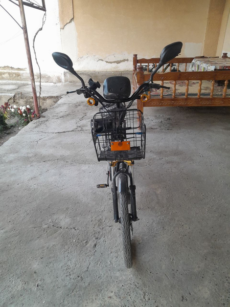 Elektron velosiped sotiladi yangidek