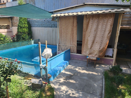 Продам дом 13сот дом 5ком  кибрай центр можно под застройку можно заех