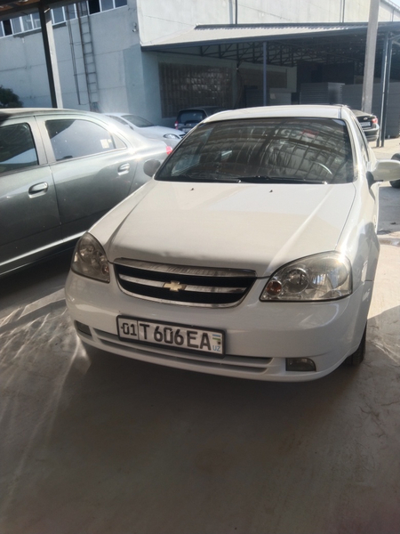 Sotiladi lacetti
