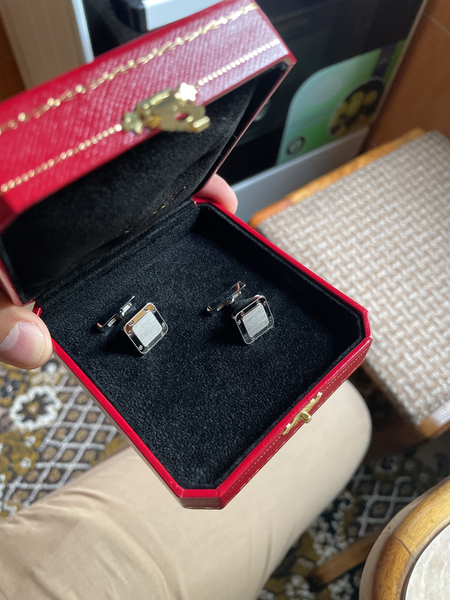 Запонки Cartier