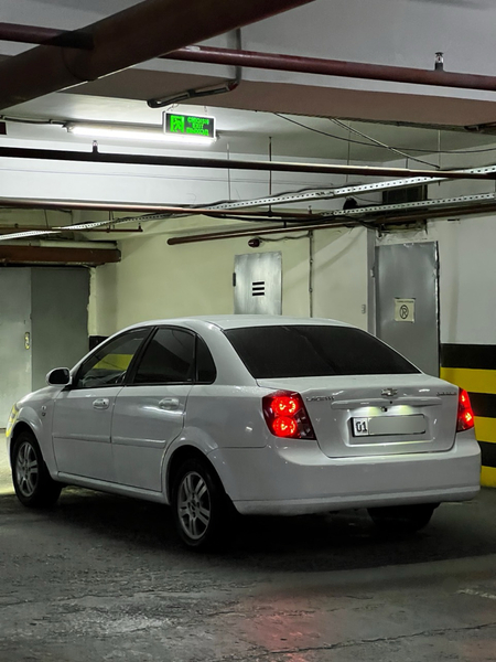 •Lacetti 3 AT 2010•