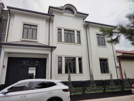 Продается Евро Дом. Домбиробод.