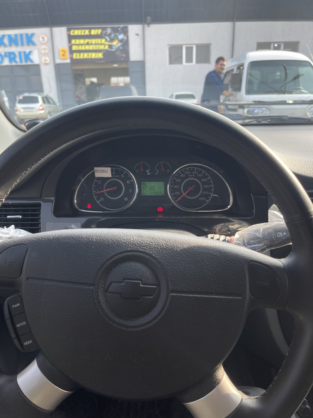 Gentra yil 15000 min yurgan 1 qoll haydalgan tayor moshina 14400$