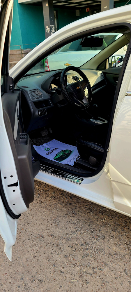 Chevrolet Cobalt sotiladi
