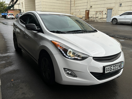 Hyundai Elantra md 2011