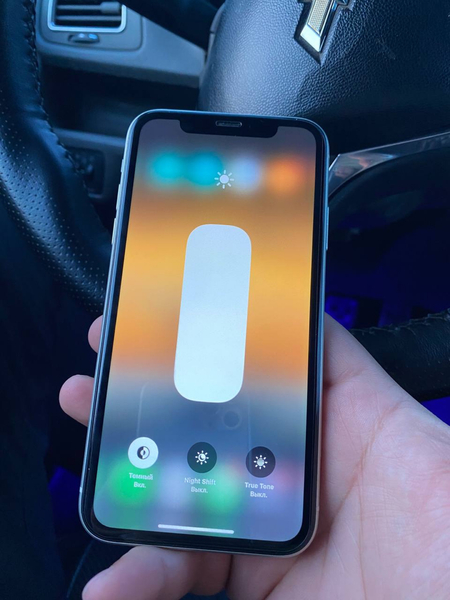 Iphone 11 oq xolati ideal xamajoyi radnoy karopka dakument
