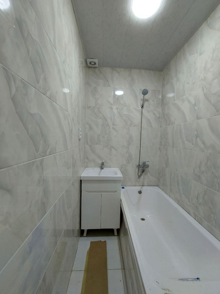 Продаю 2× ком квартира на 4 этаже 4 этажного дома. Авиосозлар 1.