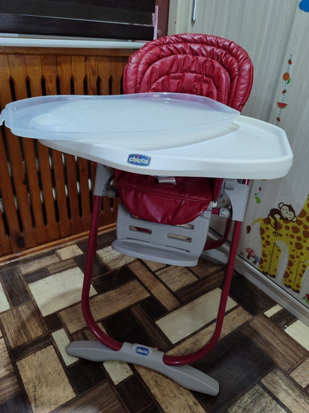 Стульчик для детей chicco magic