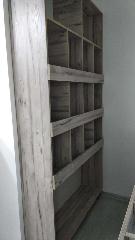 Продам полки ветрины шкаф для магазина