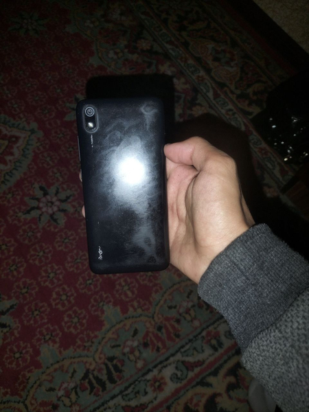 Redmi 7 a qora rang