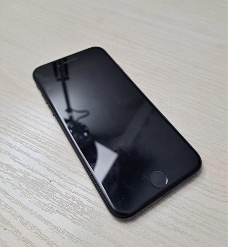 Iphone 7 Jet Black 128 GB