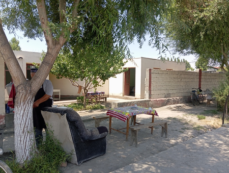 3 sothli 2 honali choyxona sotiladi Qoʻqon Dangara Oltiqosh