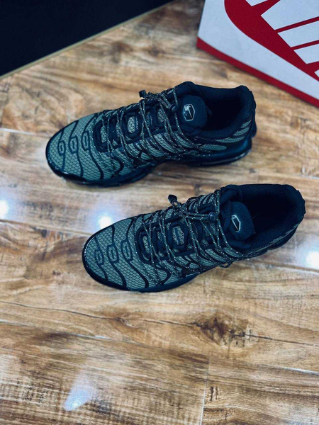 Nike Air Max Plus мужские кроссовки