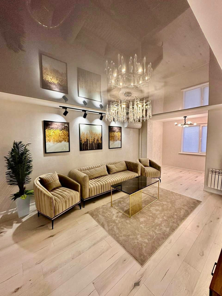 Uy sotaman Chilonzor26 2xona 3-etaj+remont balkon 2*6 maydoni 48