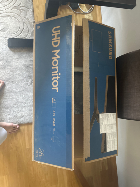 Монитор Samsung LU28R550UQIXCI