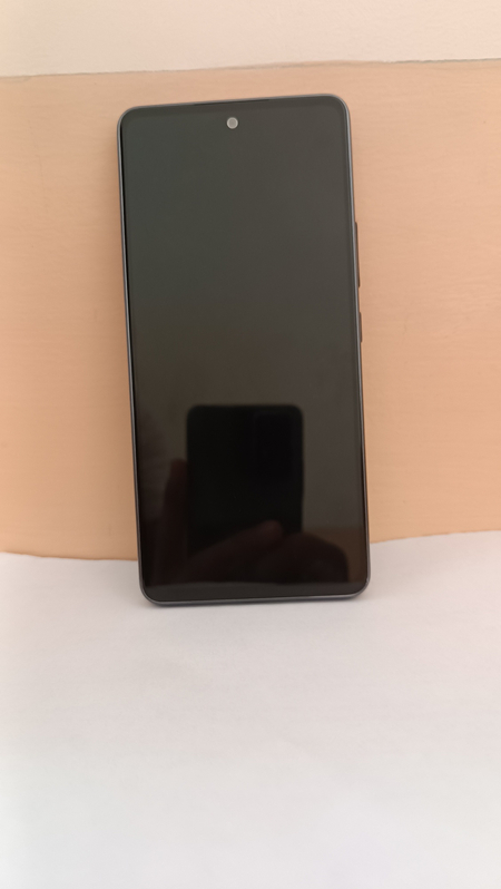 Samsung A53 5G ideal holatda 8 ga 256 gb