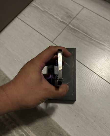 IPhone 12 pro 256gb sotiladi