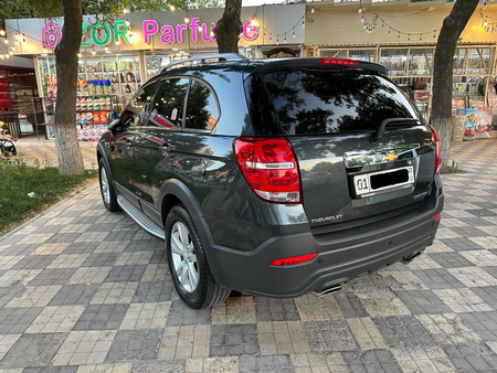 Chevrolet Captiva 2018 йил, салондан 2020 йил олиб чиқилган