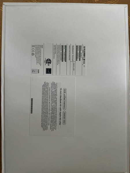 13inch, Macbook Air 2022, M2 chip, 8/256