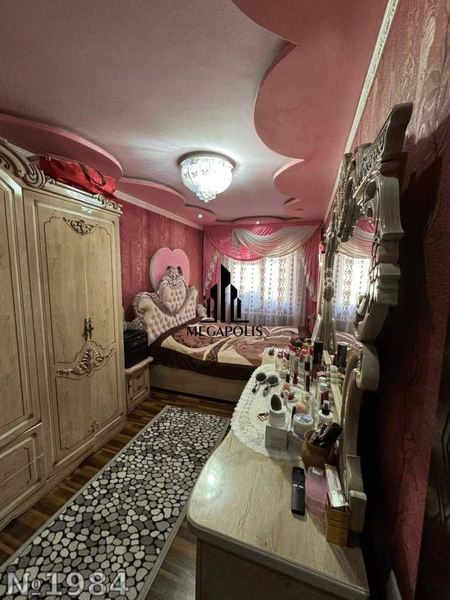 №1984 5 хонали уй сотилади