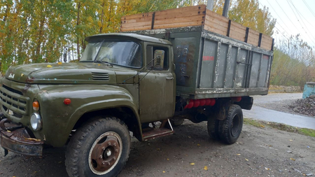 ЗиЛ 130 сотилади