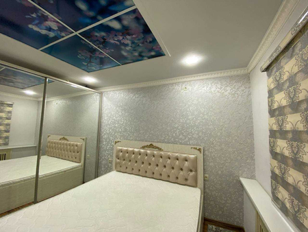 Отель Grand Mir ул.Кунаева спецплан 4-комнатная 4/4 100 м² ремонт