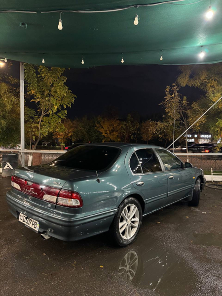 Nissan maxima sotiladi