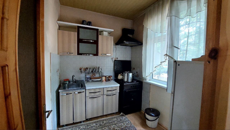 Kvartiraga 2 kishi kerak