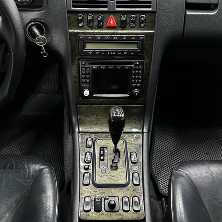 Mercades w210 sotilad