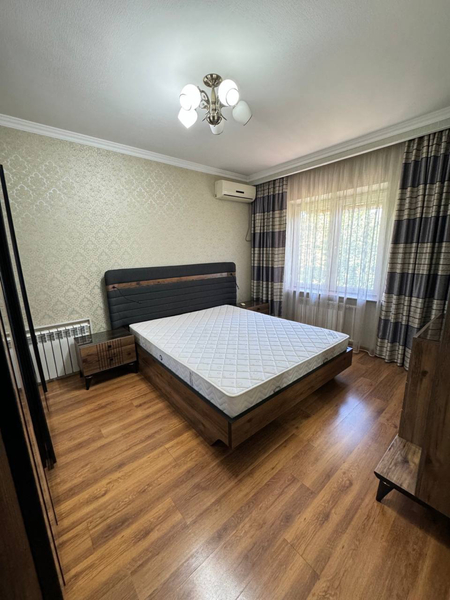 Сдается 3 х комнатная Максим Горький, Метро БИЙ. Дом 77 серия