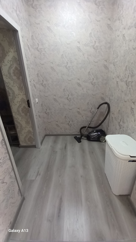 Xovli uy sotiladi Avtoynani ruparasida