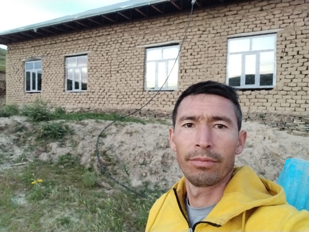 Arzon va sifatli Akfa eshik va romlar