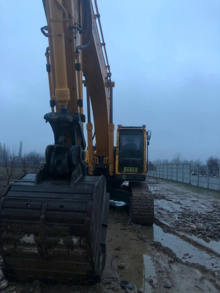 Хюндай 300 гусеничный аренда
