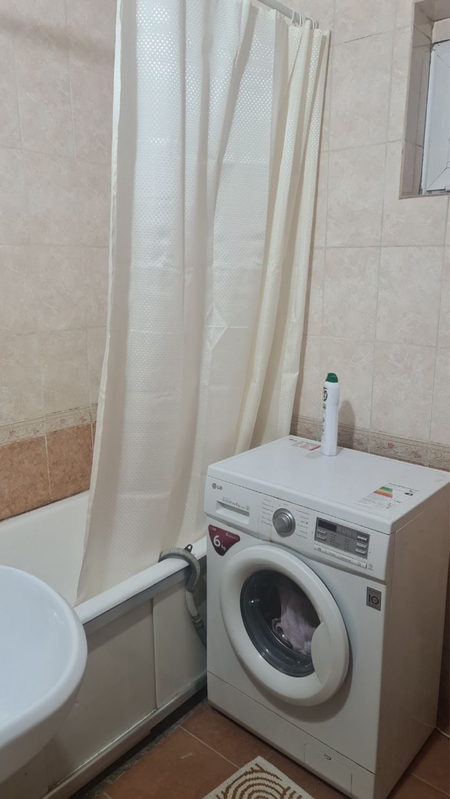 Дружба народов - срочно продается 2в3 ком / 2 этаж 77 серия