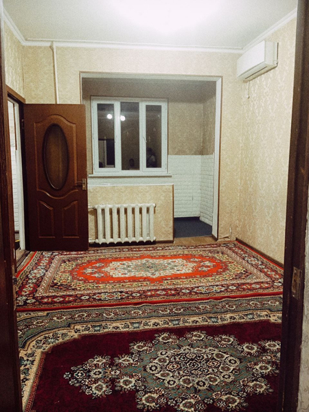 Срочно продаётся квартира Яшнабадский р-н Панельный 2/3/4 торец