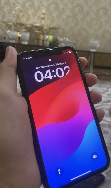 Iphone 11  85 emks