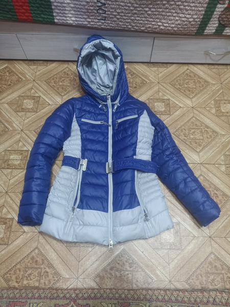 Продается зимняя куртка хб размер 225000